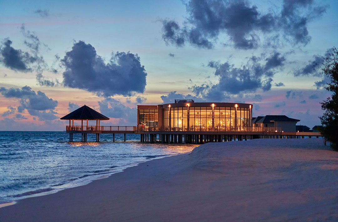 Le Meridien Maldives Resort & Spa, Atoll de Lhaviyani, Maldives ...